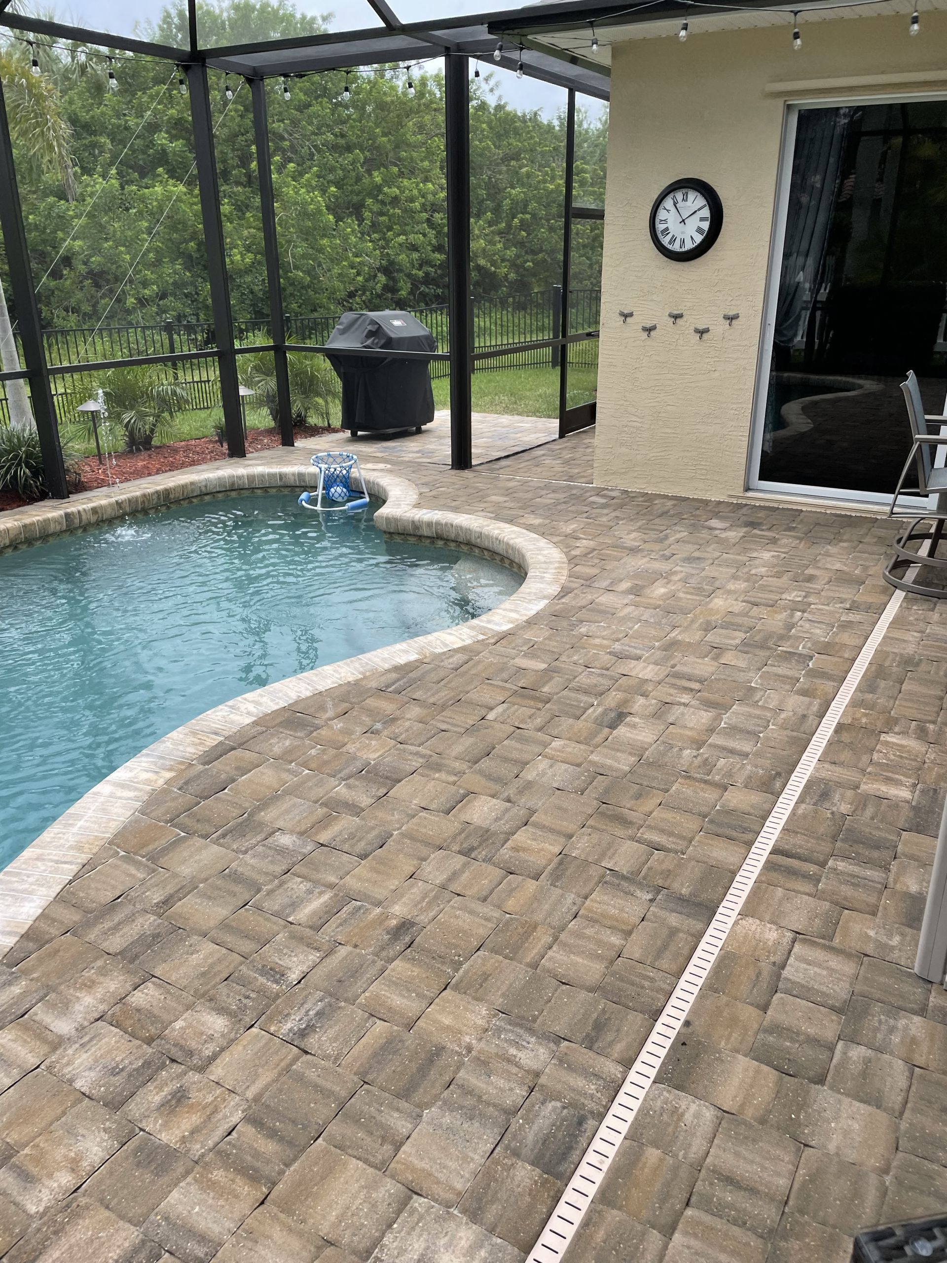 Pool Deck Pavers & Patio Pavers | Select Pavers, Style & Color